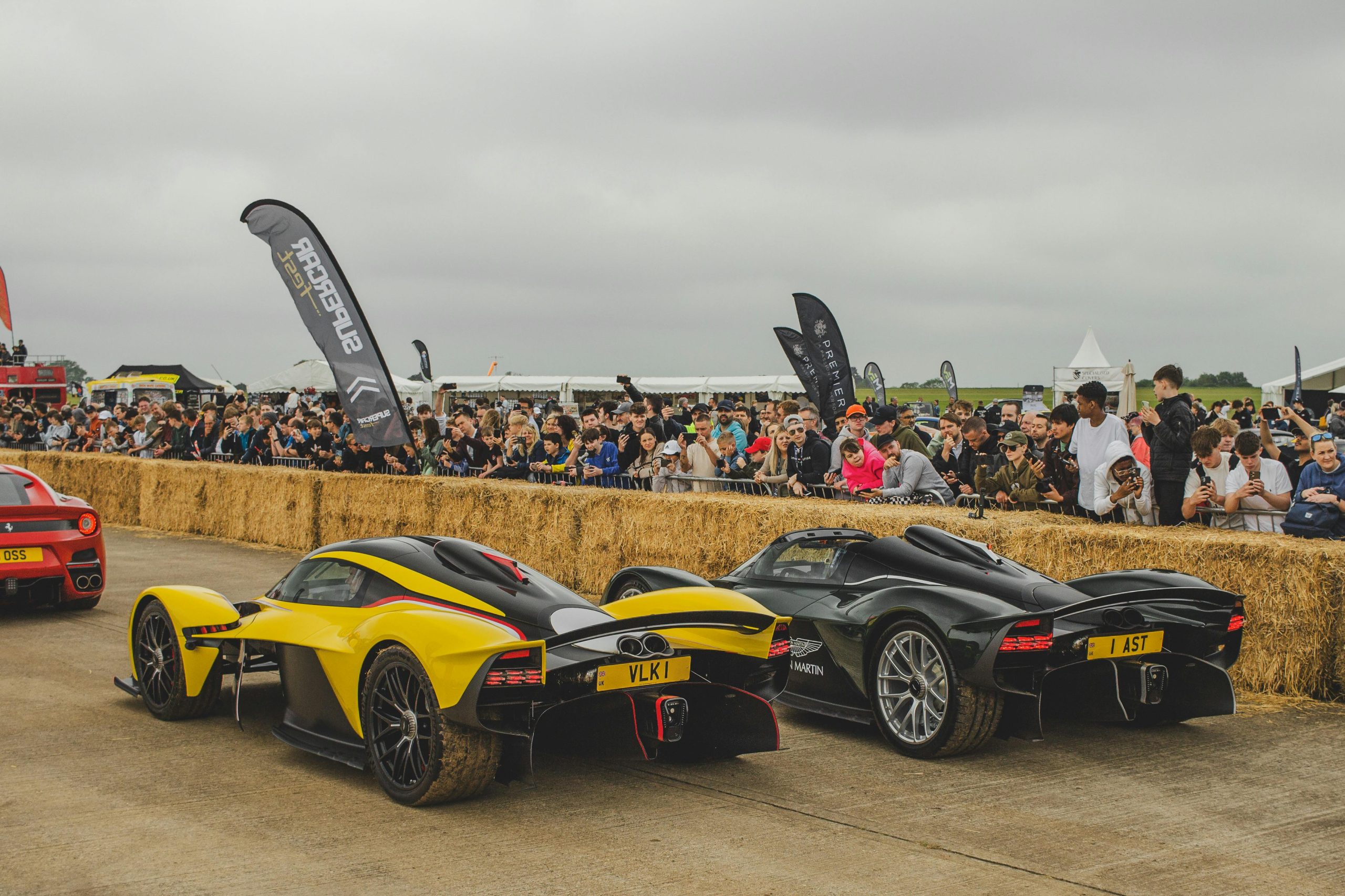 Artificial Intelligence in Supercars: Faster, Smarter Rides
